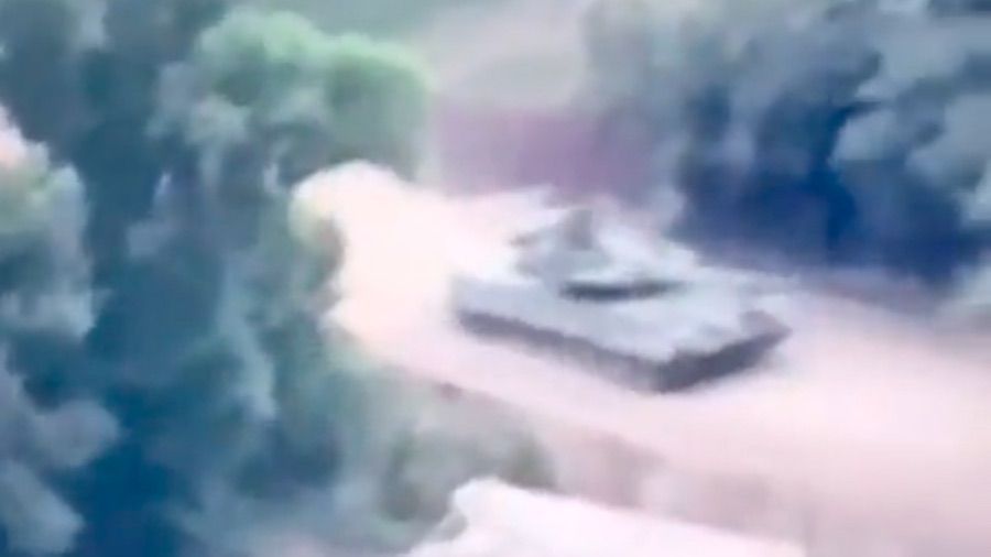FPV Drone Strike Cripples Russian Tank