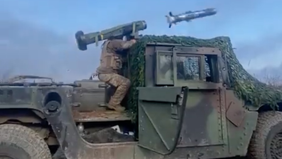 Javelin Fired From Humvee Knocks Out Russian Armor