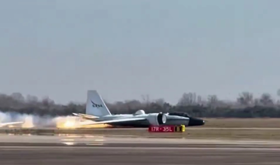 NASA's Canberra Crash-Lands
