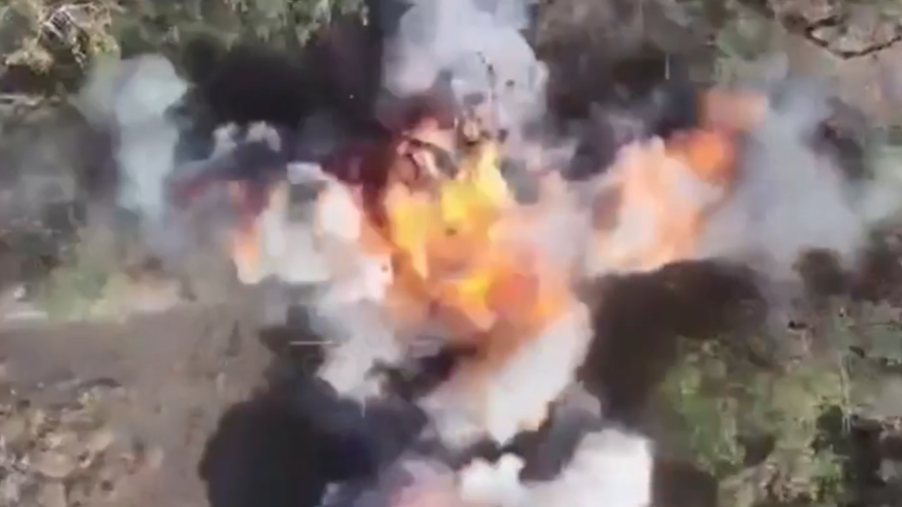 (NSFW) BMP-3 and Crew Destroyed by Mine