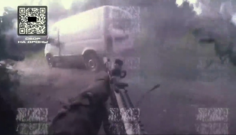 (NSFW) Near Ambush on Ukrainian Vehicle