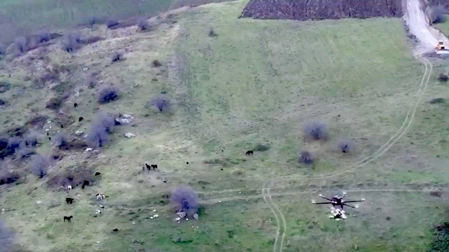 Ukrainians Use Large Drone As Repeater And Carrier For Smaller Drones