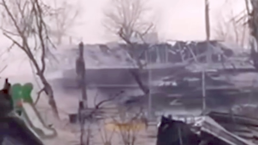 Russian Tank Hits Mine During Street Battle