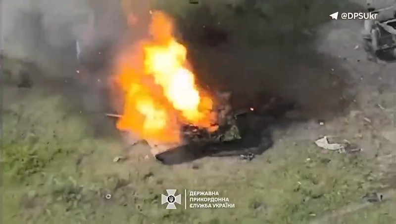 T-90 Shredded by FPV Drone Attack