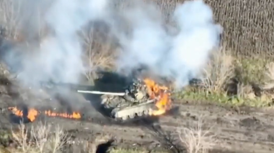 Russian T-80 Tank Destroyed By 2S1 Gvozdika